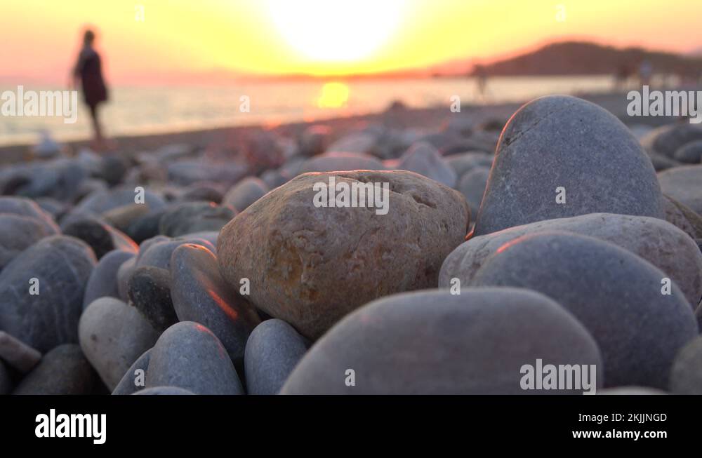 Blurry figures Stock Videos & Footage - HD and 4K Video Clips - Alamy