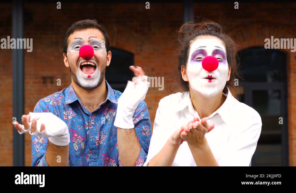 Funny clowns Stock Videos & Footage - HD and 4K Video Clips - Alamy