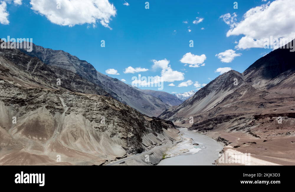 Clouds and 4k Time lapse of Confluence of Zanskar and Indus River in ...