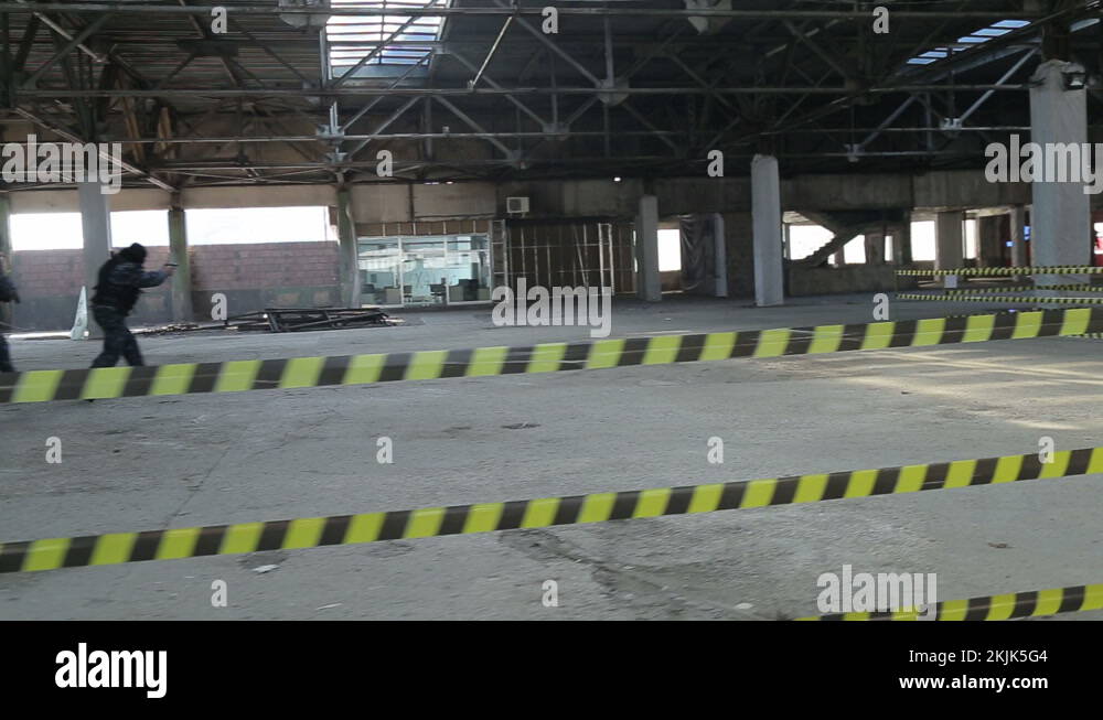Special forces of police enters the building Stock Video Footage - Alamy