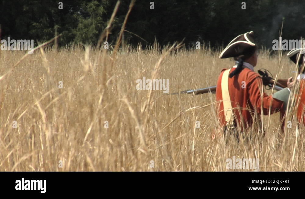 18th C. British Soldiers advance in Battle with bayoneted muskets ...
