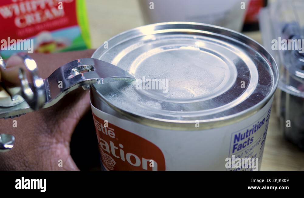 Can opener Stock Videos & Footage - HD and 4K Video Clips - Alamy