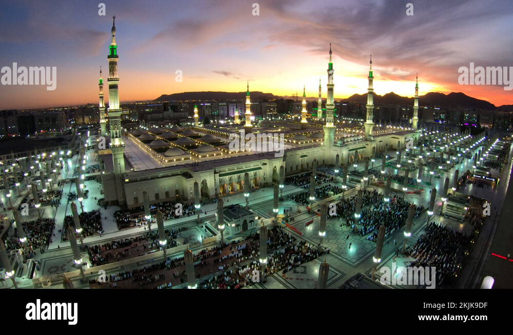 Saudi Arabia Islam religion, overview illuminated Prophet's mosque in ...