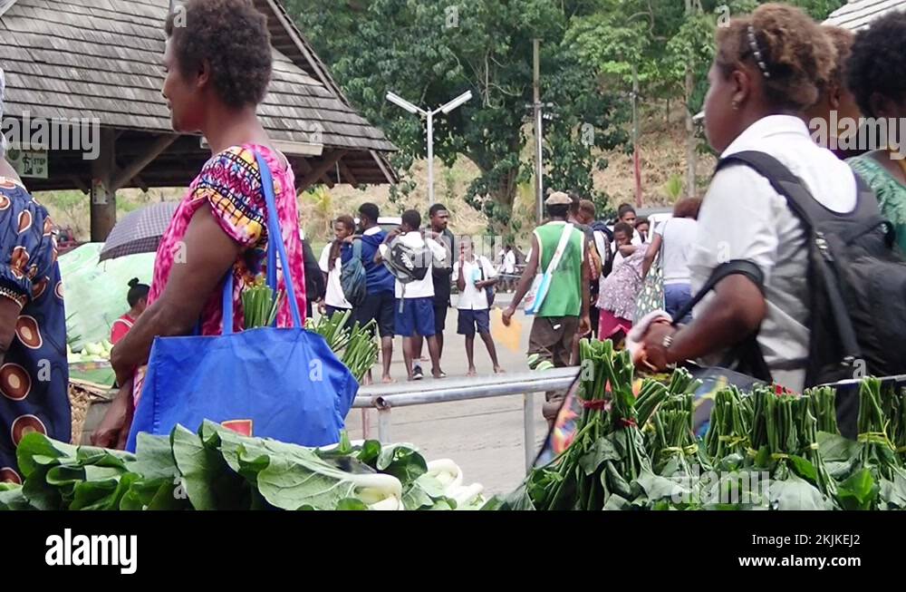Papua New Guinea Rabaul Twon people in the local market shopping , PNG ...