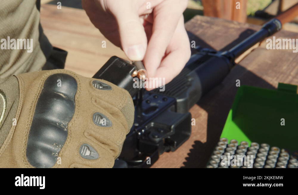 Loading a gun Stock Videos & Footage - HD and 4K Video Clips - Alamy