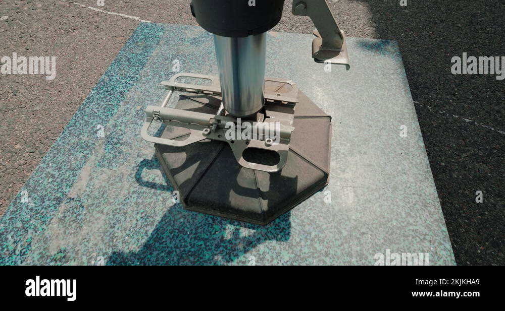 Crane support Stock Videos & Footage - HD and 4K Video Clips - Alamy