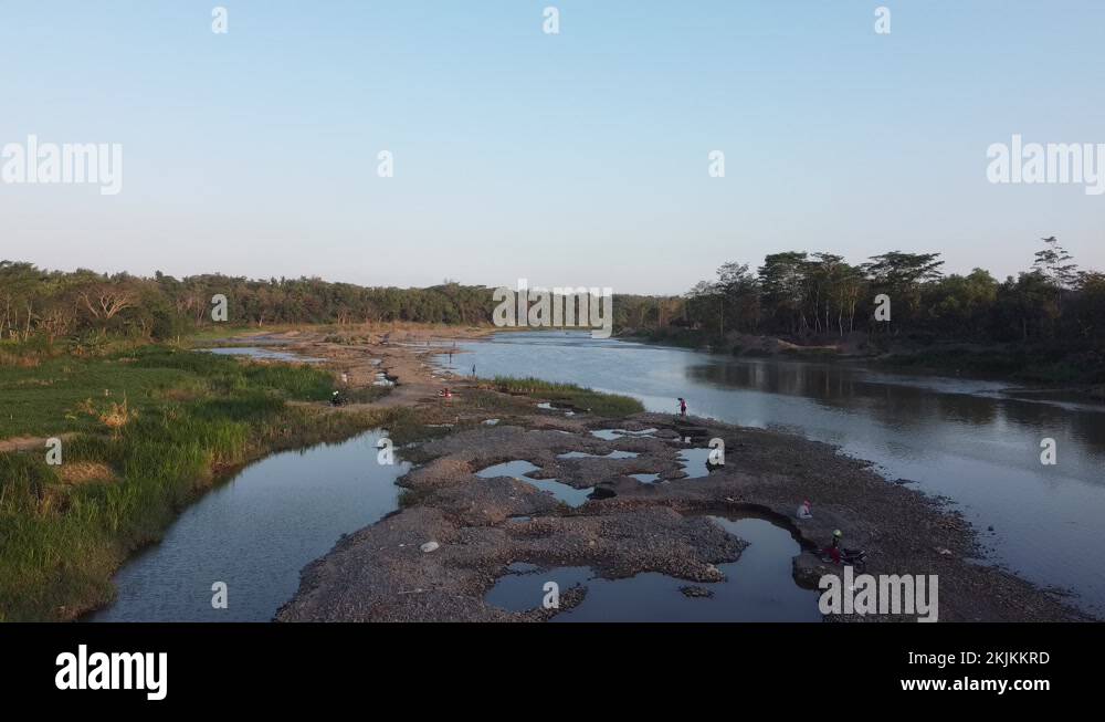 Receding scenery Stock Videos & Footage - HD and 4K Video Clips - Alamy