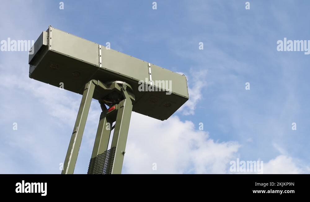 Flying targets Stock Videos & Footage - HD and 4K Video Clips - Alamy