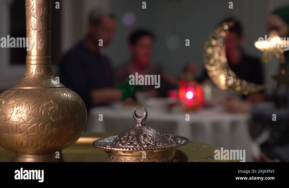 Halal in arabic Stock Videos & Footage - HD and 4K Video Clips - Alamy