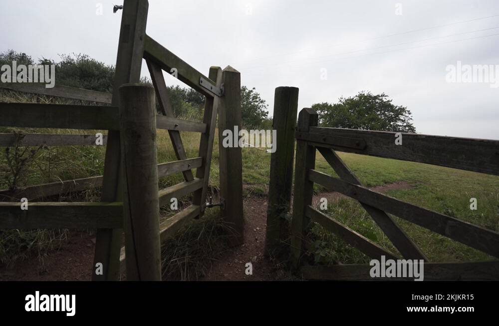 Timber gates Stock Videos & Footage - HD and 4K Video Clips - Alamy