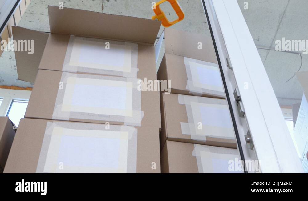 Mountain of boxes Stock Videos & Footage - HD and 4K Video Clips - Alamy