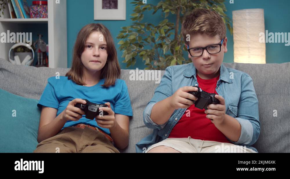 Girl boy playing video games Stock Videos & Footage - HD and 4K Video ...