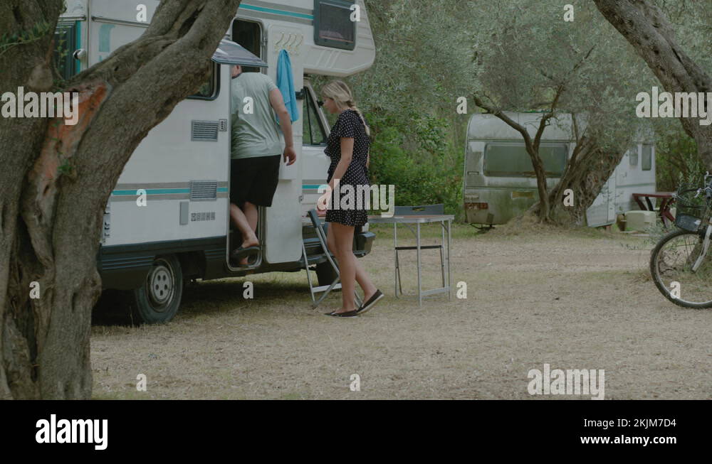 Go home van Stock Videos & Footage - HD and 4K Video Clips - Alamy