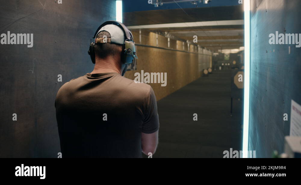 Checking Target Stock Videos And Footage Hd And 4k Video Clips Alamy