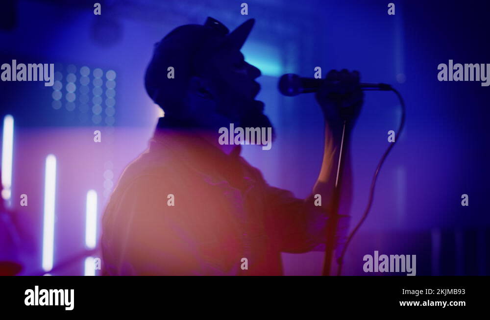 Lead singer band Stock Videos & Footage - HD and 4K Video Clips - Alamy