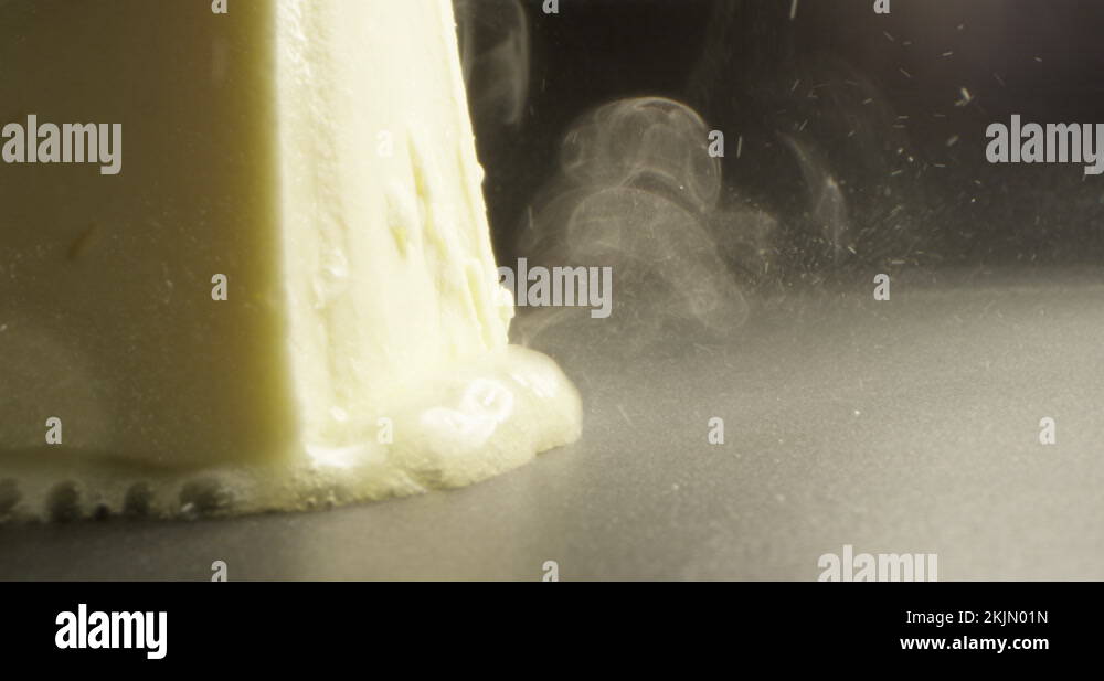 Sizzling butter Stock Videos & Footage - HD and 4K Video Clips - Alamy