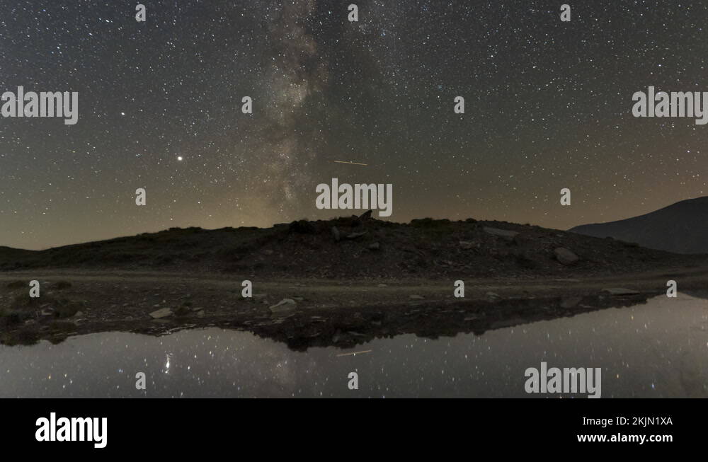 Milky way reflection lake Stock Videos & Footage - HD and 4K Video ...