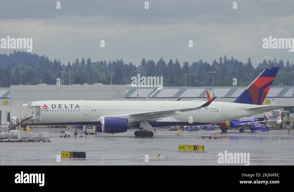 Airbus A350-900 of Delta Airlines waiting for passengers to board at ...