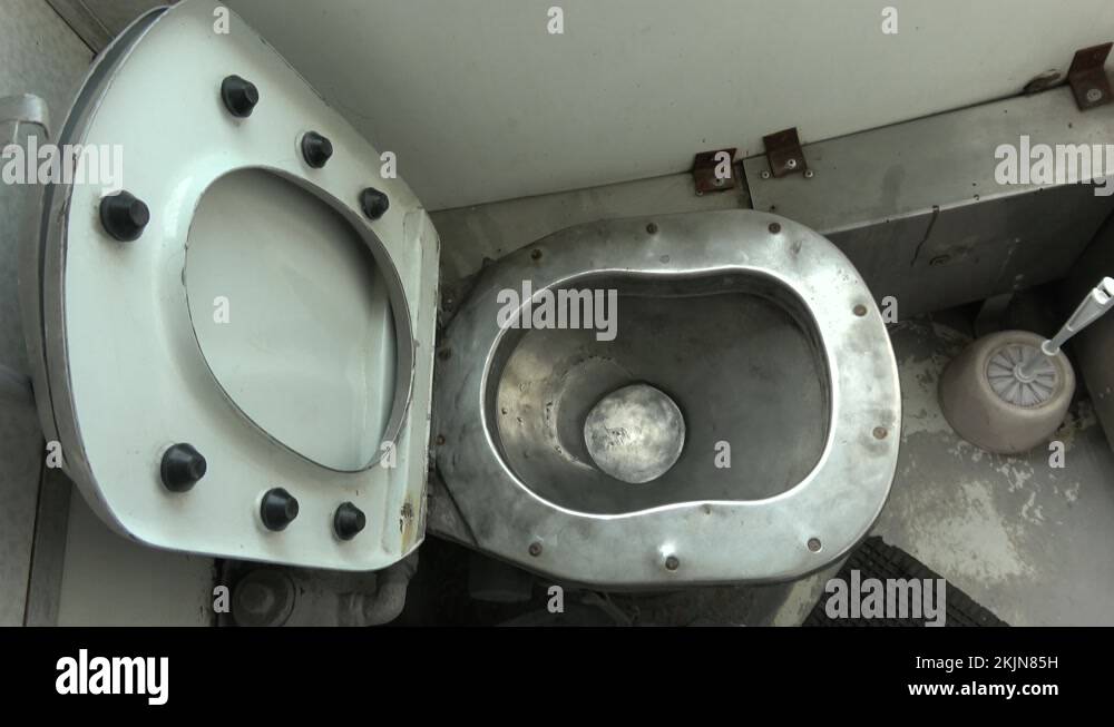 Vintage toilet Stock Videos & Footage - HD and 4K Video Clips - Alamy