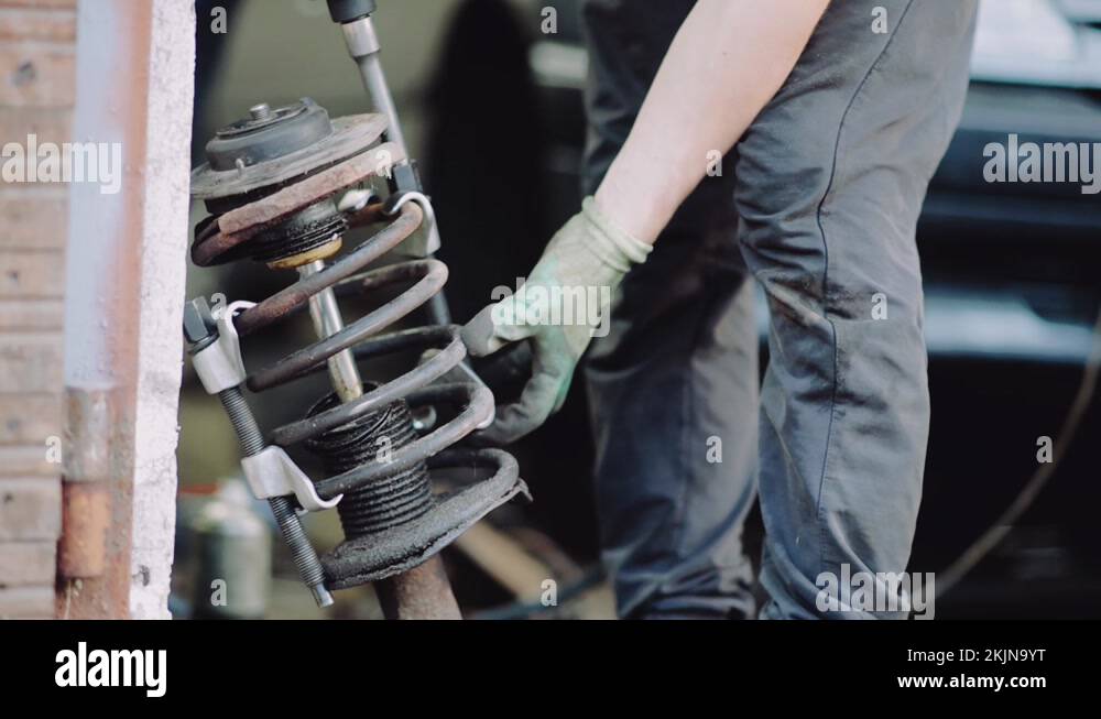Vehicle disassembly Stock Videos & Footage - HD and 4K Video Clips - Alamy
