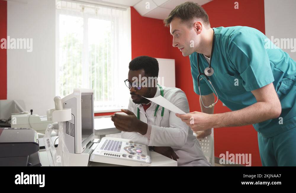 Assistant show Stock Videos & Footage - HD and 4K Video Clips - Alamy