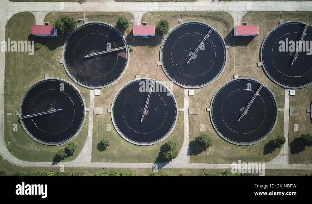 Circle tanks Stock Videos & Footage - HD and 4K Video Clips - Alamy