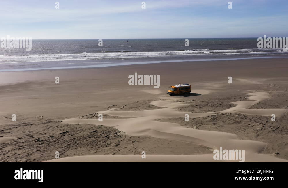 Yellow camper van Stock Videos & Footage - HD and 4K Video Clips - Alamy