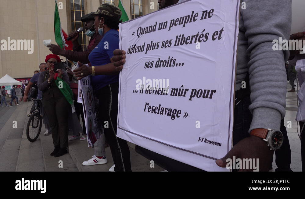 Renaissance masks Stock Videos & Footage - HD and 4K Video Clips - Alamy