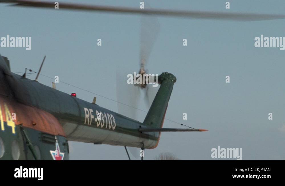 Twin rotor blades Stock Videos & Footage - HD and 4K Video Clips - Alamy