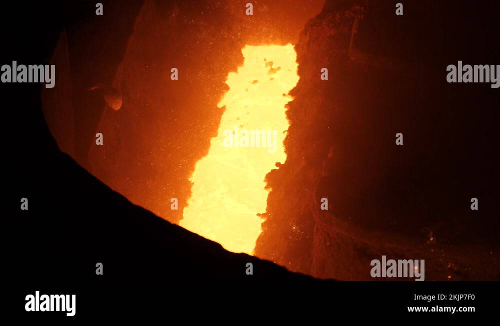 Safety chute Stock Videos & Footage - HD and 4K Video Clips - Alamy