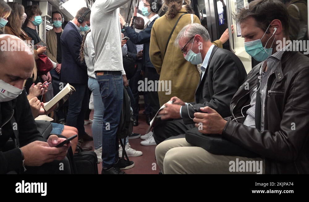 Crowded subway rush hour Stock Videos & Footage - HD and 4K Video Clips ...