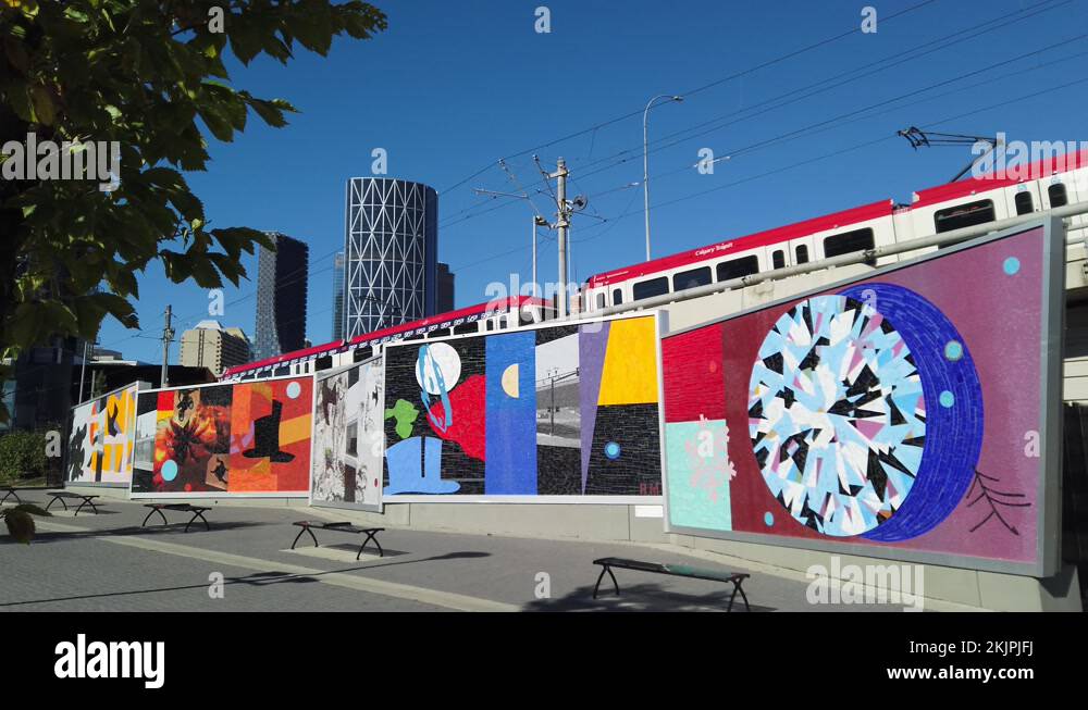 Train mural Stock Videos & Footage - HD and 4K Video Clips - Alamy