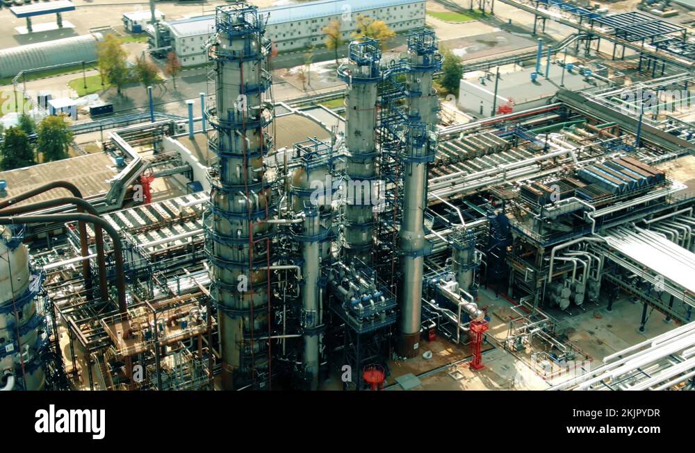 Distillation distillation column refinery Stock Videos & Footage - HD ...