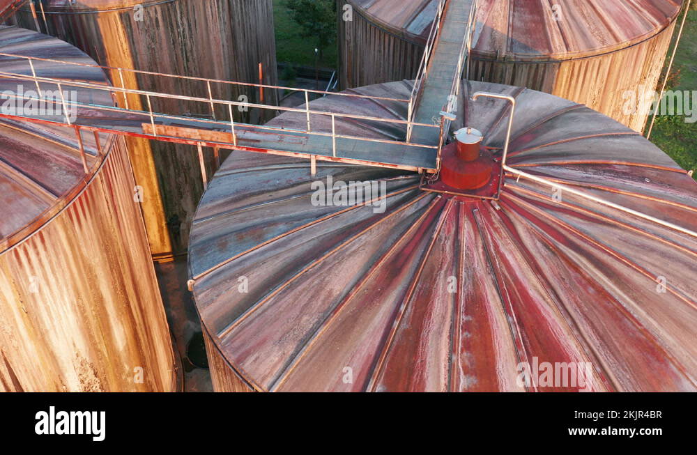 Tower silos Stock Videos & Footage - HD and 4K Video Clips - Alamy