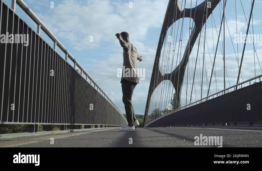 Arms spread Stock Videos & Footage - HD and 4K Video Clips - Alamy