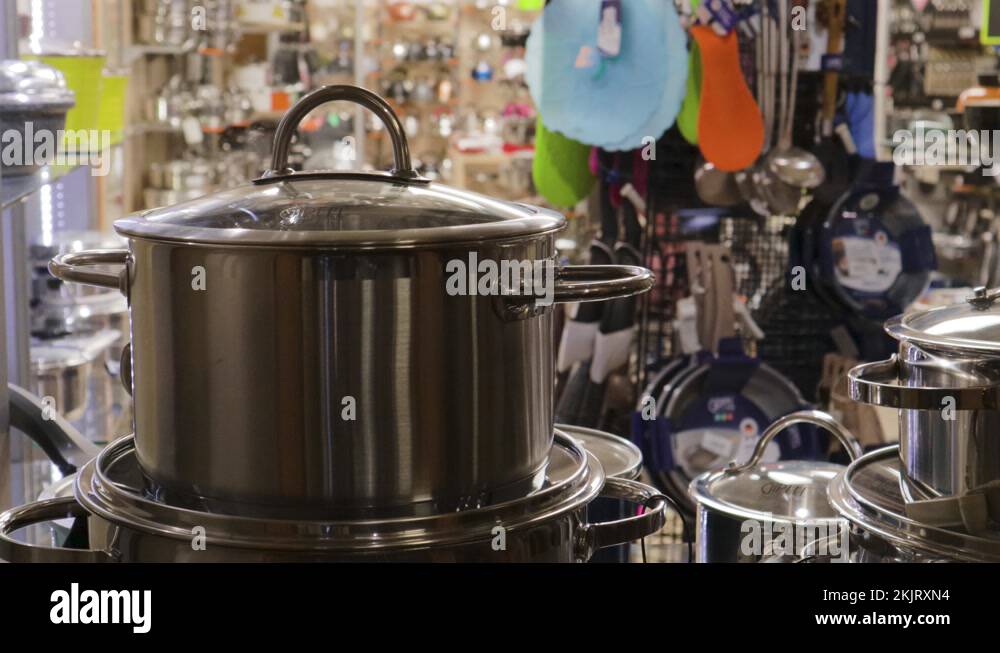 Pans and pot Stock Videos & Footage - HD and 4K Video Clips - Alamy