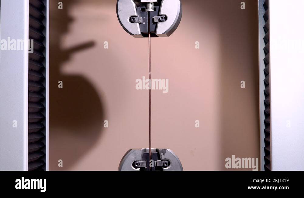 Bobbin core Stock Videos & Footage - HD and 4K Video Clips - Alamy