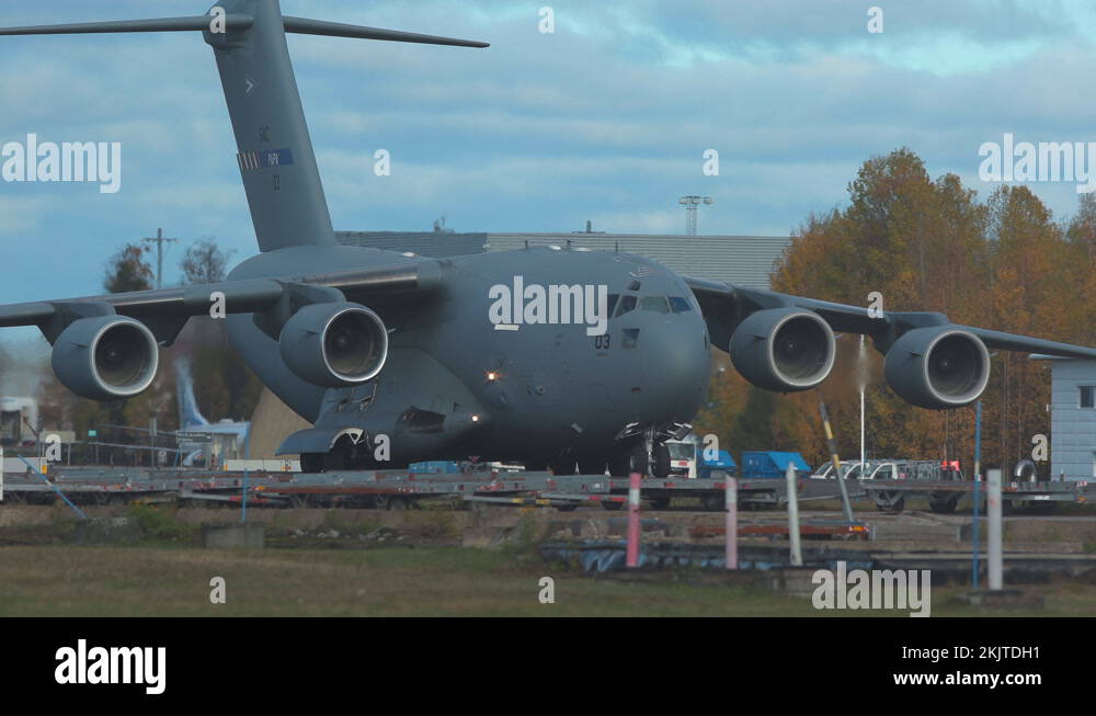 Strategic airlift cargo aircraft Stock Videos & Footage - HD and 4K ...