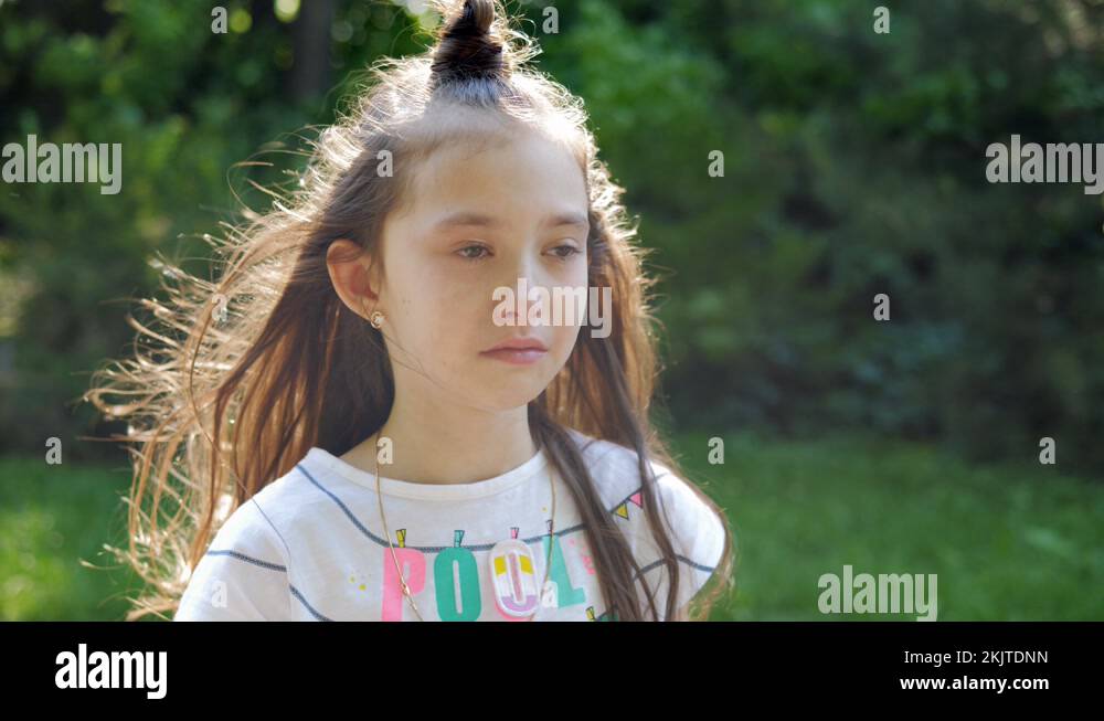 Teen girl crying Stock Videos & Footage - HD and 4K Video Clips - Alamy