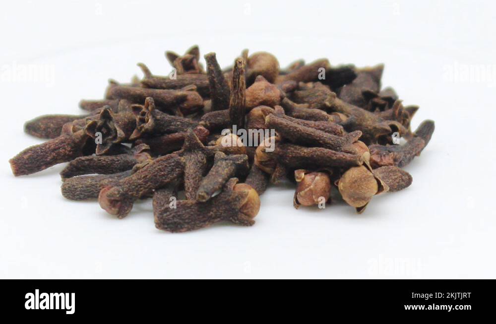 Dry clove buds green Stock Videos & Footage - HD and 4K Video Clips - Alamy