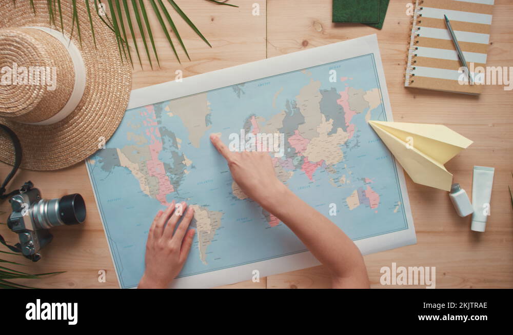 World paper map airplane Stock Videos & Footage - HD and 4K Video Clips ...