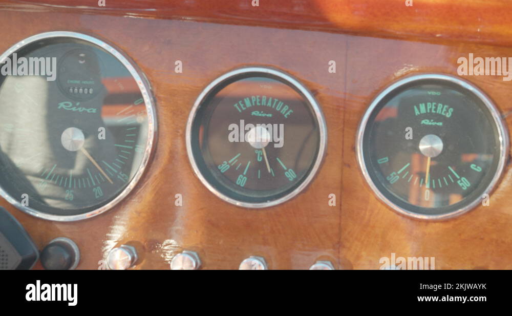 Ship instruments Stock Videos & Footage - HD and 4K Video Clips - Alamy