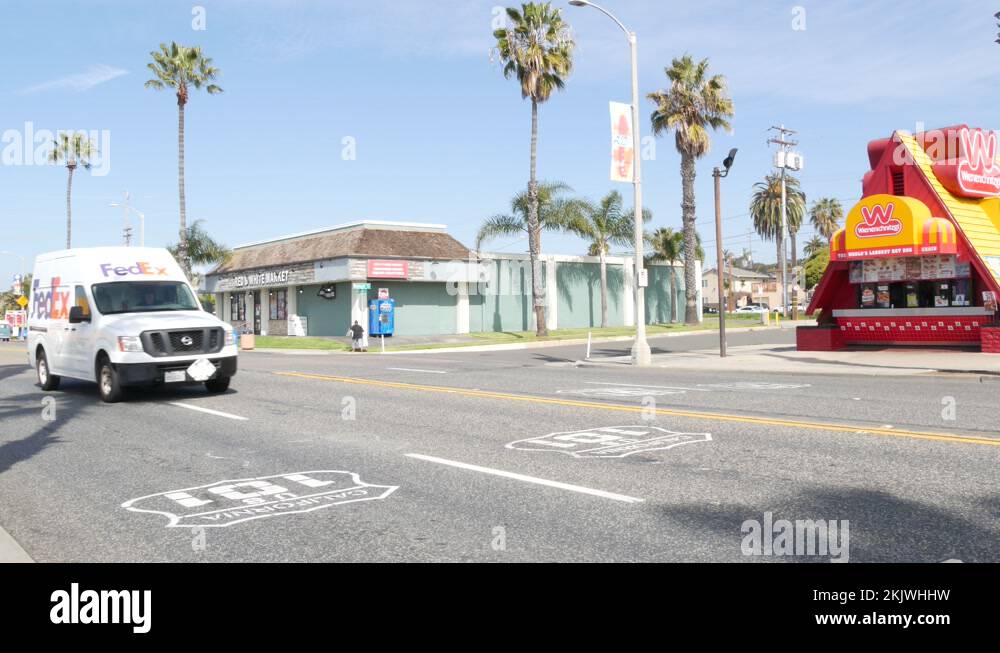 Federal express delivery van Stock Videos & Footage - HD and 4K Video ...