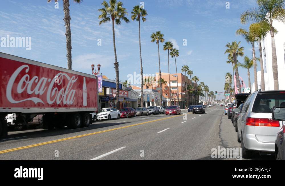 Cocacola truck Stock Videos & Footage - HD and 4K Video Clips - Alamy