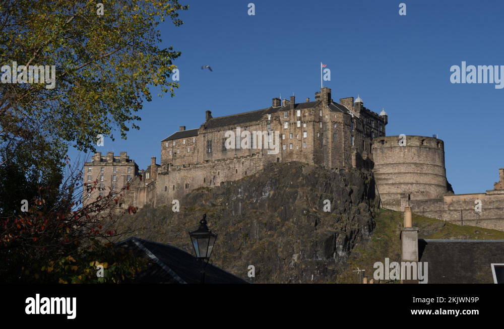 Edinburgh skyline castle Stock Videos & Footage - HD and 4K Video Clips ...