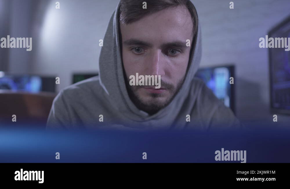 Checking software Stock Videos & Footage - HD and 4K Video Clips - Alamy