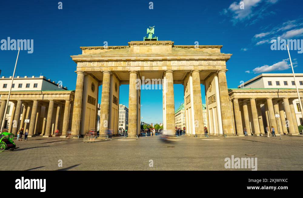 Brandenburg gate famous landmark berlin Stock Videos & Footage - HD and ...