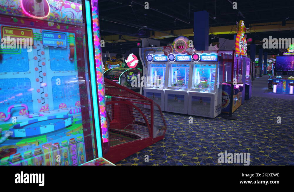 Empty arcade Stock Videos & Footage - HD and 4K Video Clips - Alamy