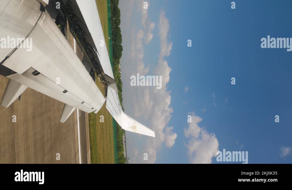 Vertical landing plane Stock Videos & Footage - HD and 4K Video Clips ...