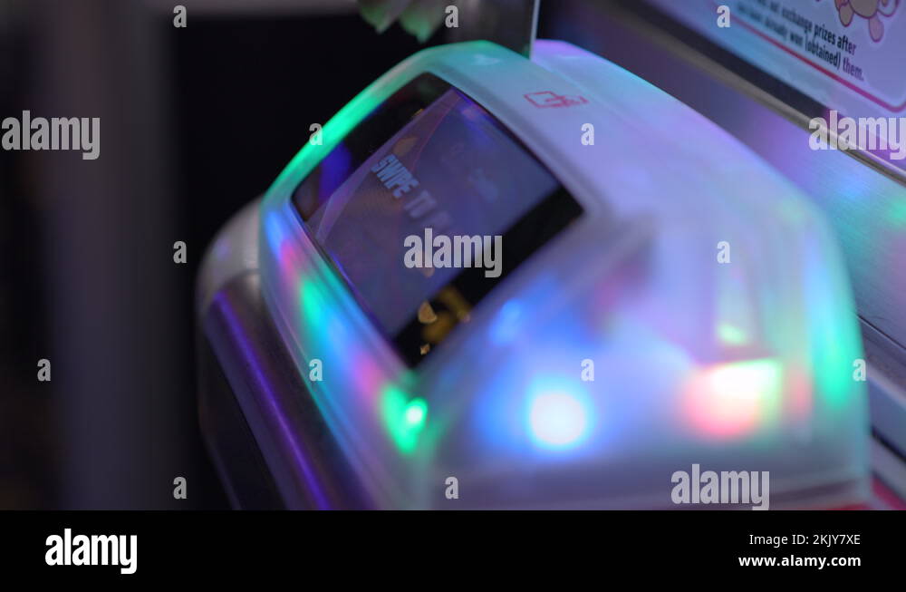 Card swiper Stock Videos & Footage - HD and 4K Video Clips - Alamy